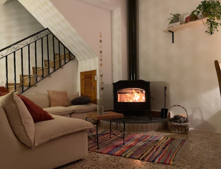 Peaceful Townhouse Retreat - Lanjarón