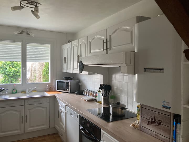 Chambre Lumineuse Au Calme - Nemours