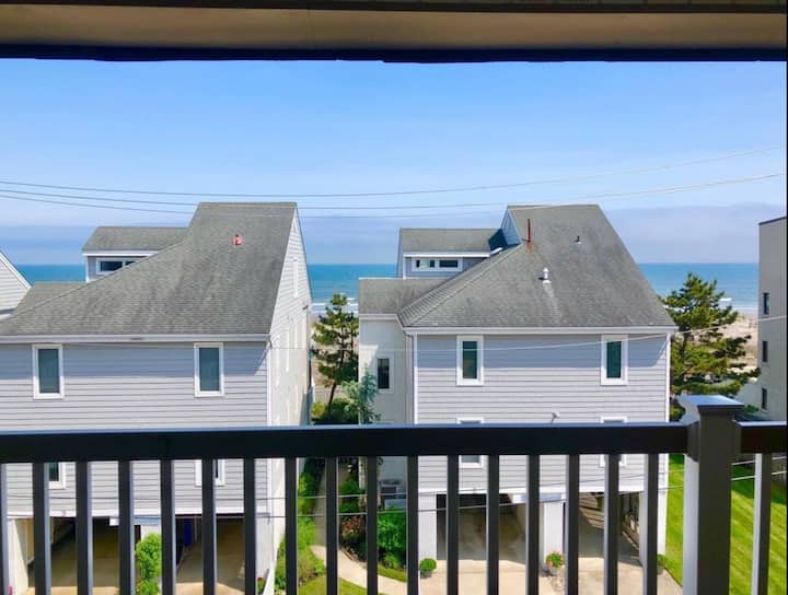 Ocean View, Beach Block & Center Of Town - Ocean View