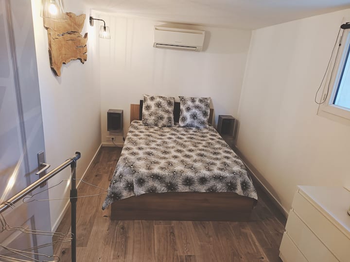 Appartement 2 P En Rez De Jardin/terrasse - Antibes