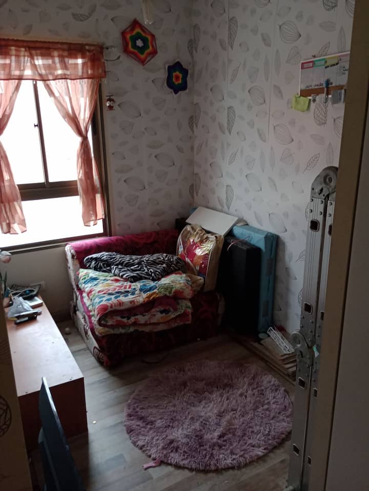 Pieza Con Sillón Cama. - Villa Alemana