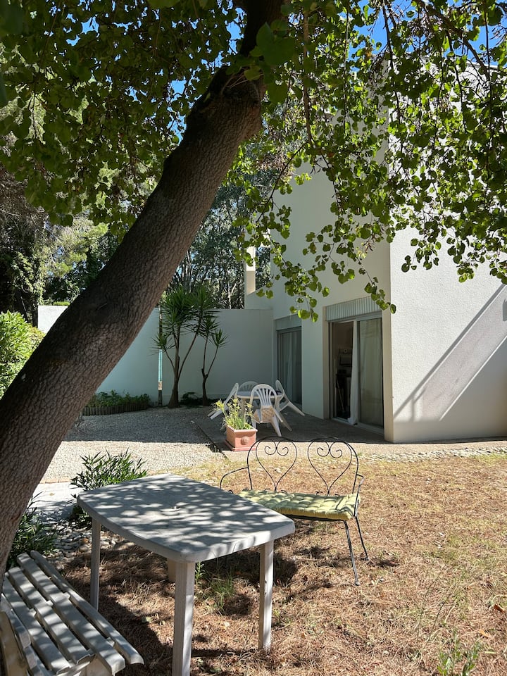Charme: T2 Zen Rez-de-jardin Villa, Plage à 200 M - La Grande-Motte