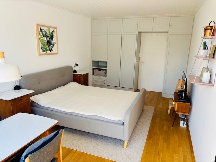 Helles Ferienapartment Am See - Tutzing