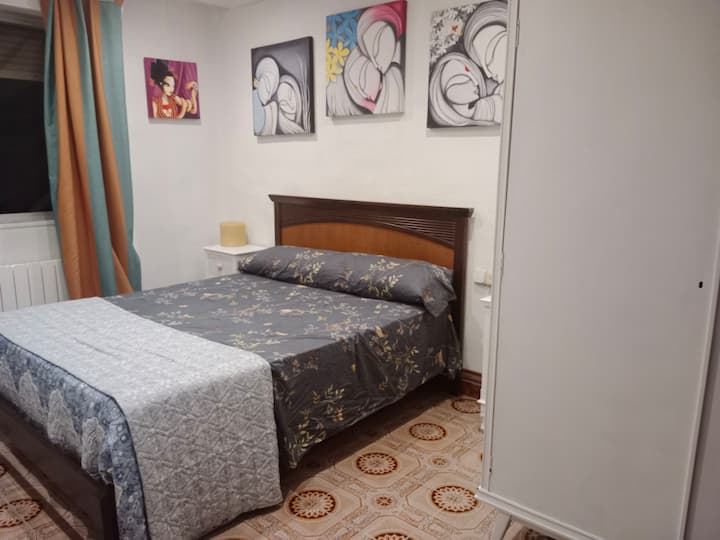 Habitación De Matrimonio Amplia Para Dos Personas - Albacete