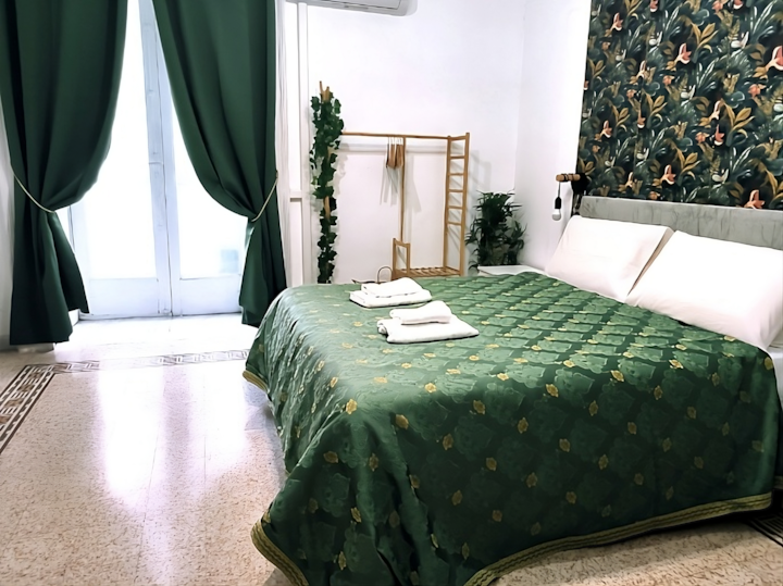 [Centro Storico] Dante's Elegant Suites - Naples