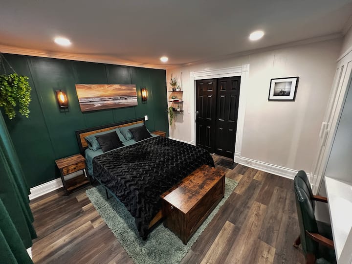 Hillside House Apt 2 - Syracuse, NY