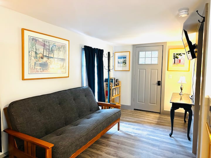 Lil Cozy Comfy Apt Fiber Wifi - Middlebury, VT
