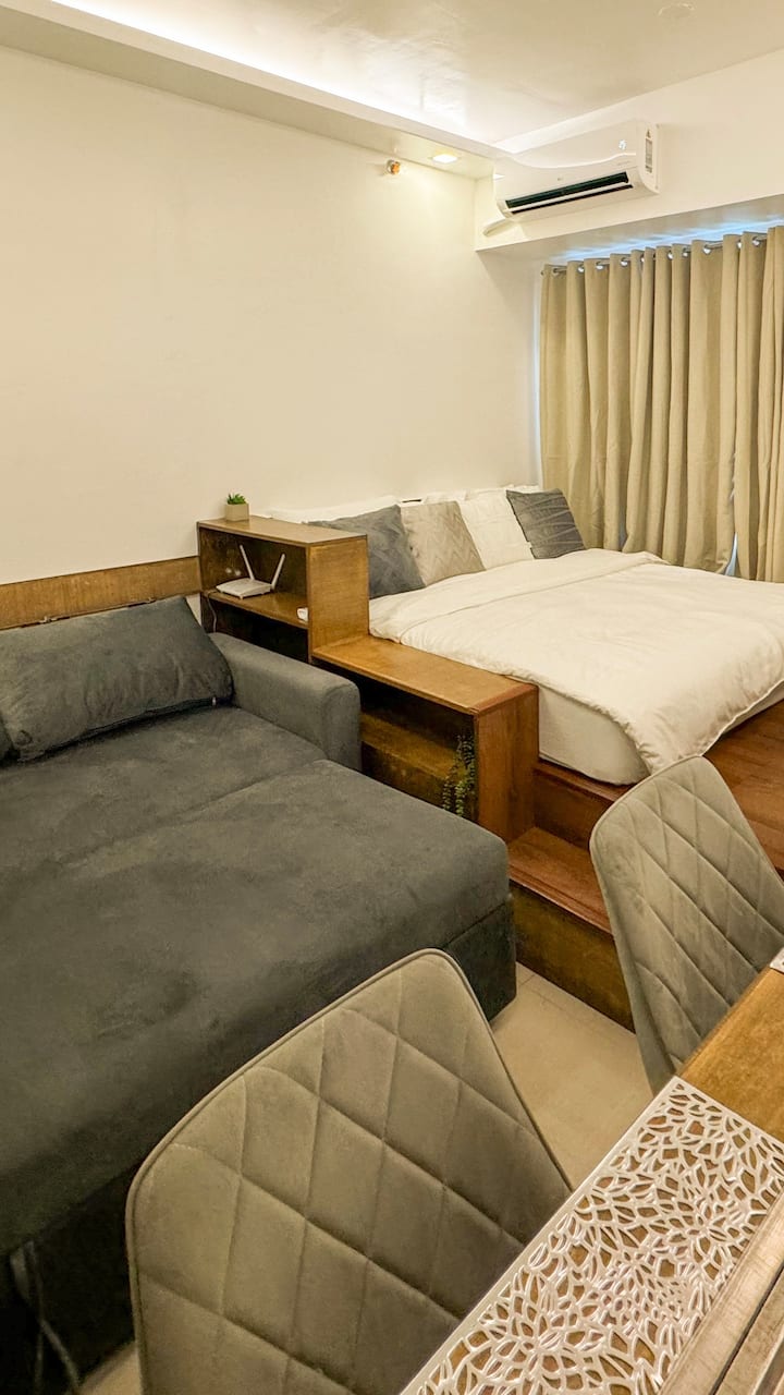 Luxury Condo In Las Pinas - Las Piñas