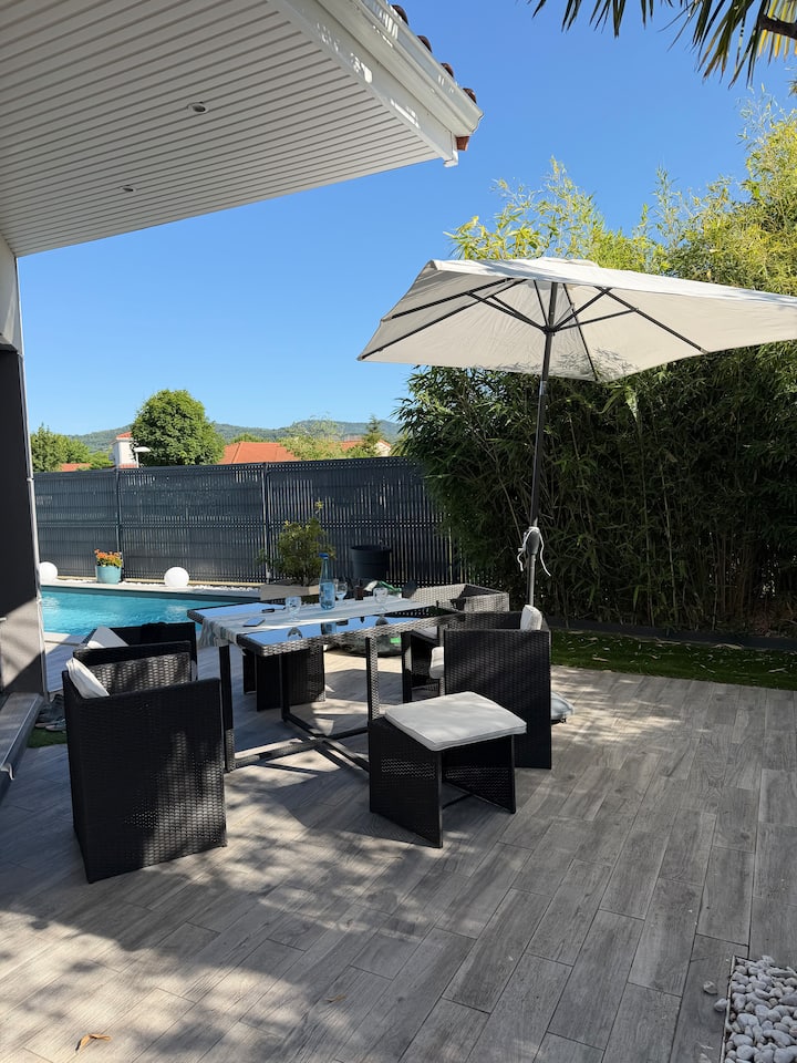 Maison Avec Piscine Jardin Clos - Clermont-Ferrand