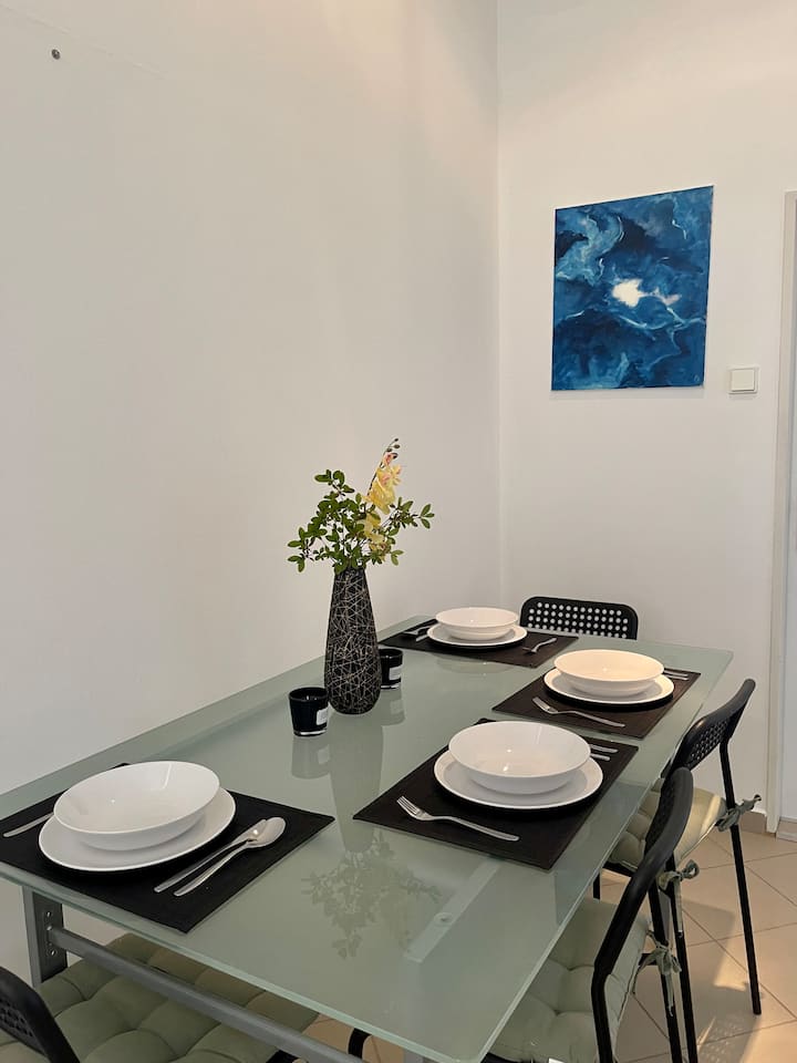 Spacious Apartment With Parking - Bratislava
