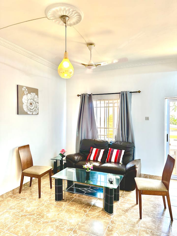 Sea View Apartment In Osu Acrra. No 3 - Accra