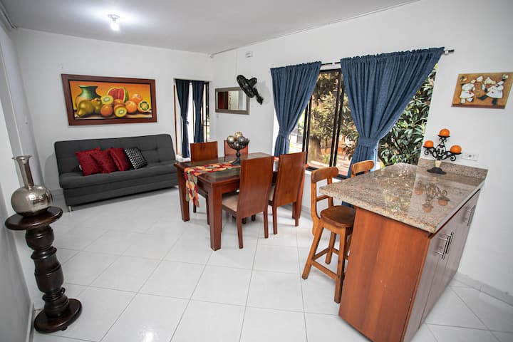 Well Located Envigado Apartment - Envigado