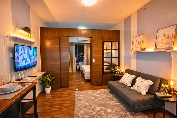 Luxury Makati Condo W Mall Access & City Views - Manila