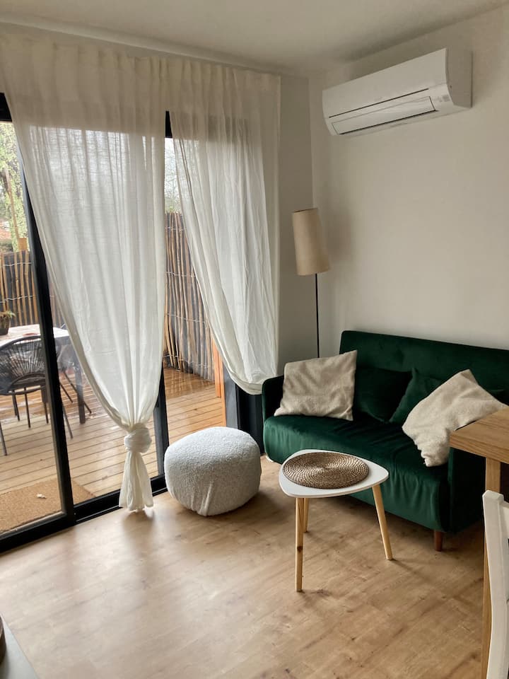 Cabane Des Sables Surf Et Plage - Le Porge