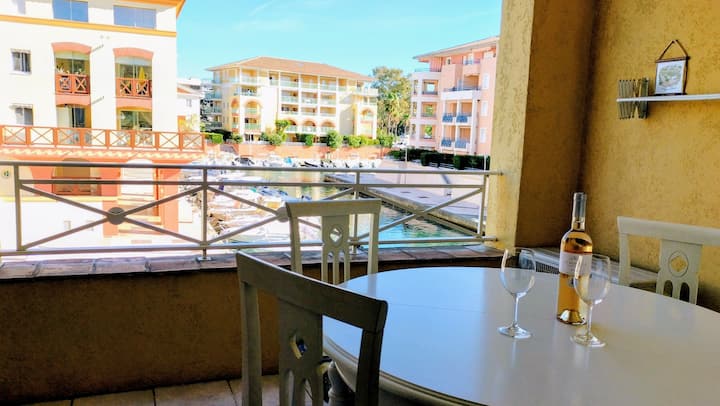 Douce Parenthèse à Fréjus • Clim • Plage à 7 Min - ibis budget Fréjus Capitou A8