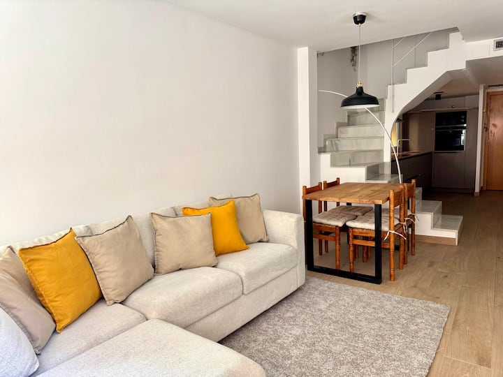 Pis Duplex Amb Parking - A Prop De Barcelona - Sabadell
