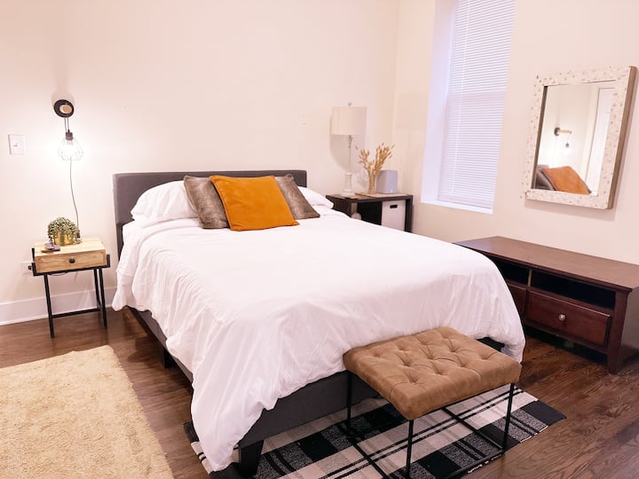 Charming Retreat Near Wicker Park - Lincoln Park - Chicago