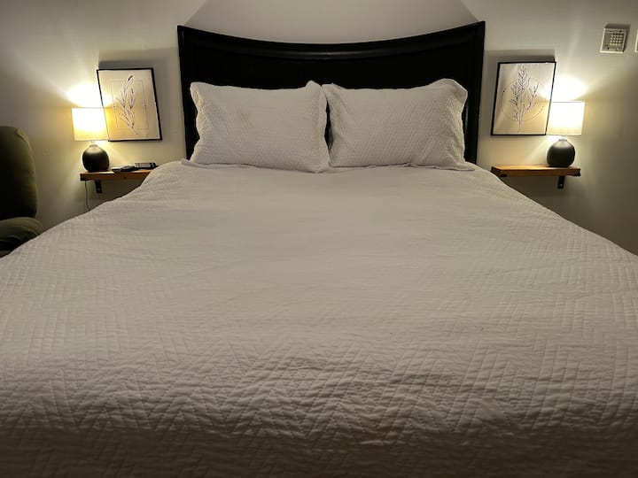 Long Or Short-term, Professionals, & Pets - Fayetteville, NC