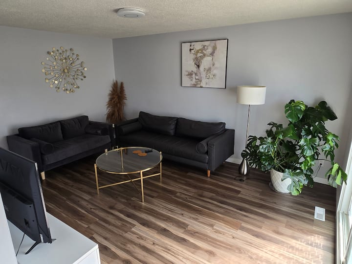 Spacious 2 Bed Retreat - Winnipeg