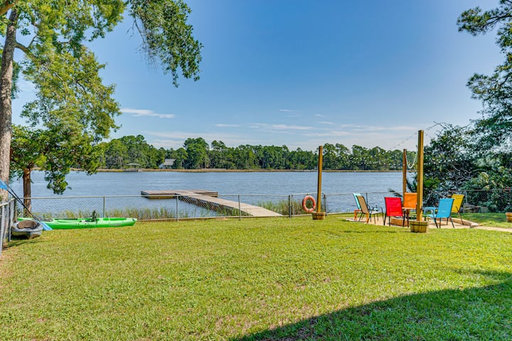 The Turtles Nest On Mulat Bay In Avalon Beach - Milton, FL