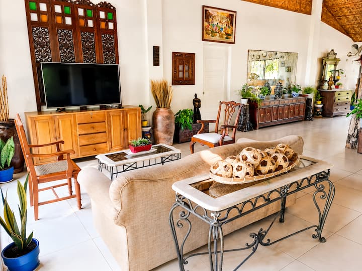 Private Beachfront Villa For Groups | Casa Punta - San Remigio
