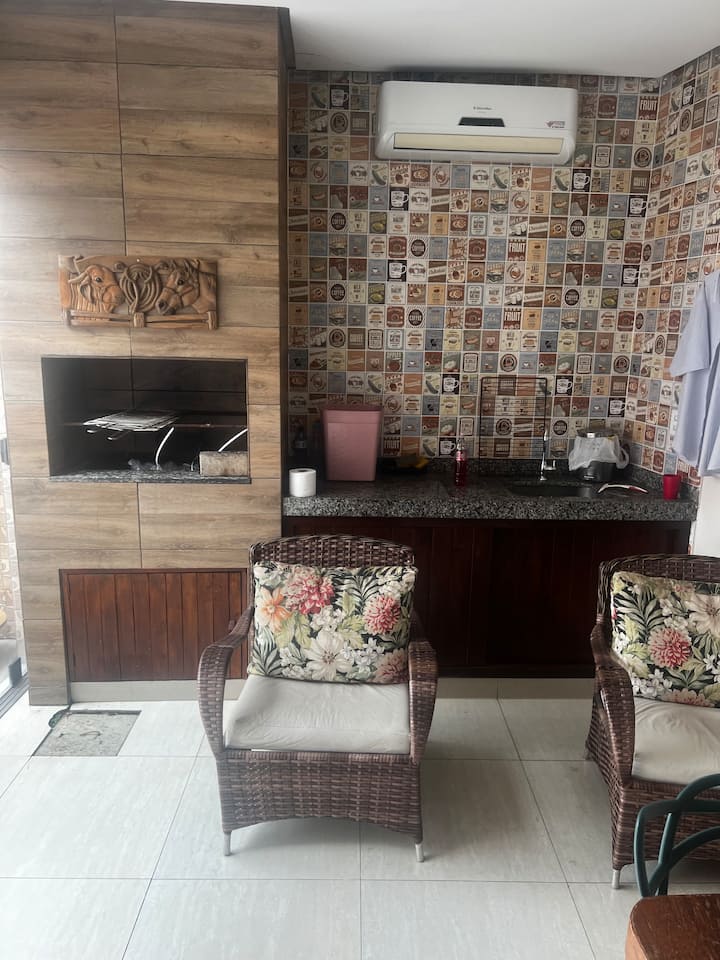 Casa Ampla Bem Aconchegante E Bem Centralizada - Araguaína