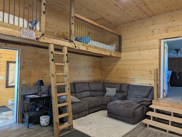 Outdoor Adventure Home Main Level - North Dakota