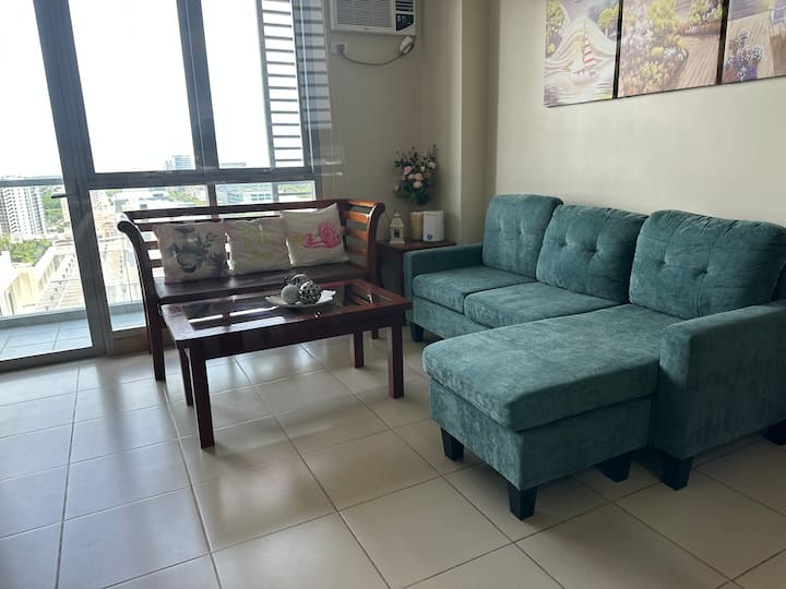 Highrise-palladium Megaworld Iloilo
(3 Br & 3 B/t) - Iloilo City