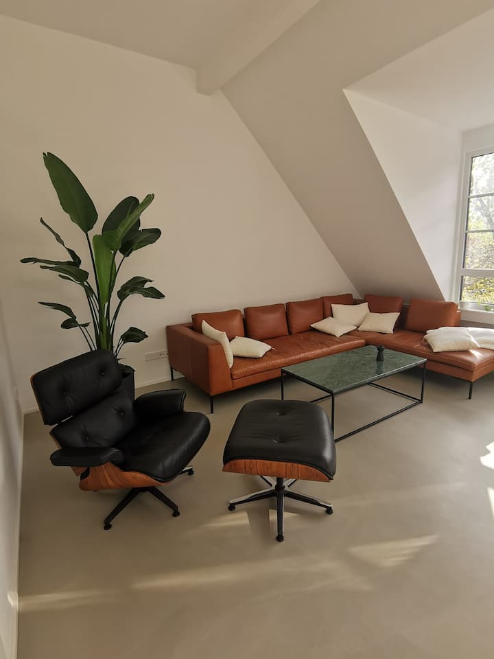 Zimmer In Moderner Loft Wohnung - Colonia