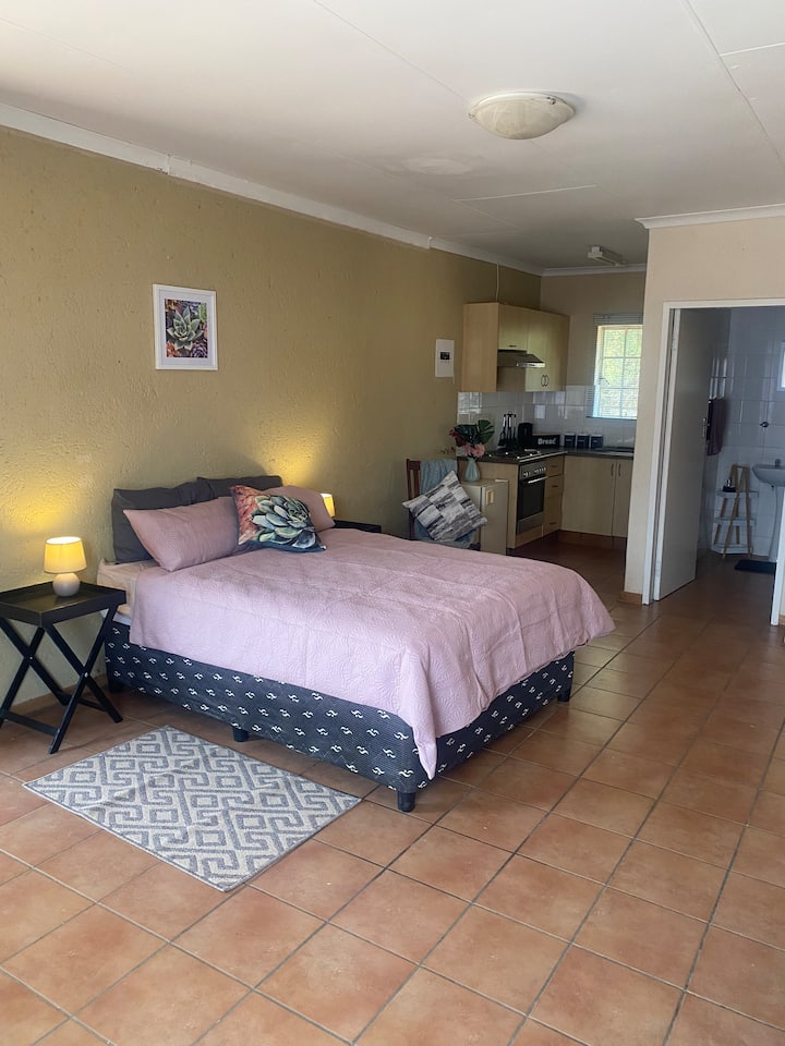 Itsoseng Vacation Rentals & Homes - North West, South Africa | Airbnb