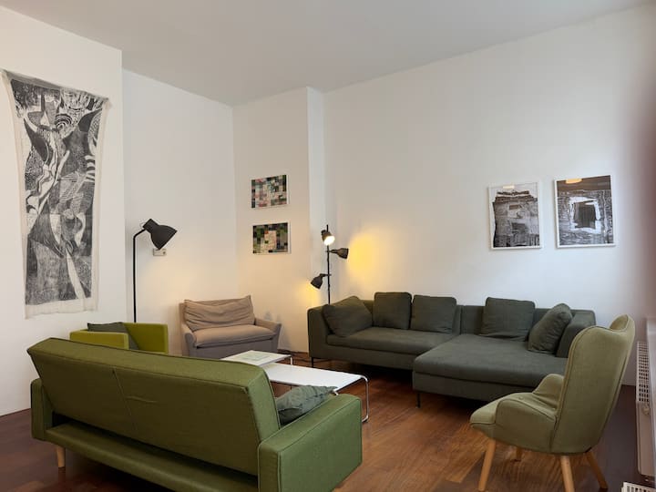 Living With Artistic Touch, 11 Pax, 4 Rooms, 6 Bed - Munich