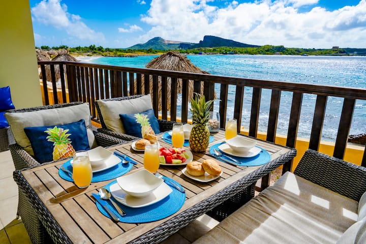 Beachfront 2-bedroom-ocean View - Curazao