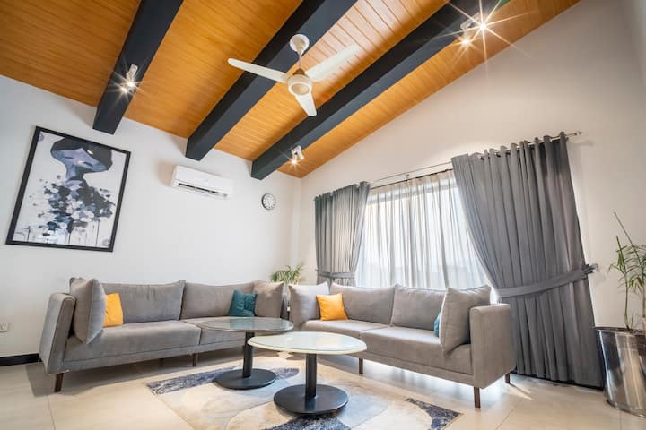 The Soho 1br | Upper | Margalla View - Islamabad