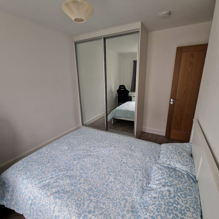 Double Room And Breakfast In Cobh - Midleton