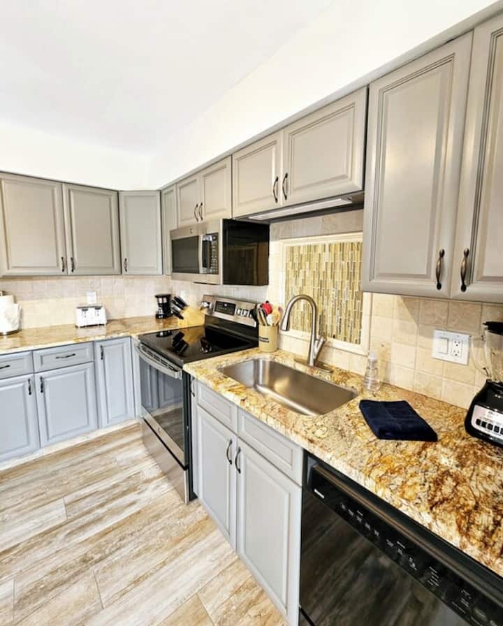 Marco Island Private Getaway - Marco Island, FL