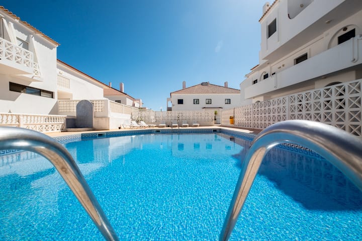 #029 Oura Village Apartment | Pool & Nightlife - Albufeira