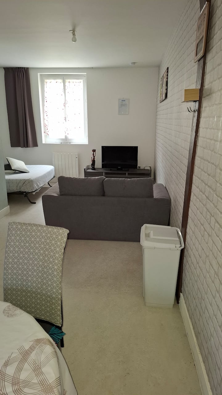 Studio Entier Plein Centre - Vierzon