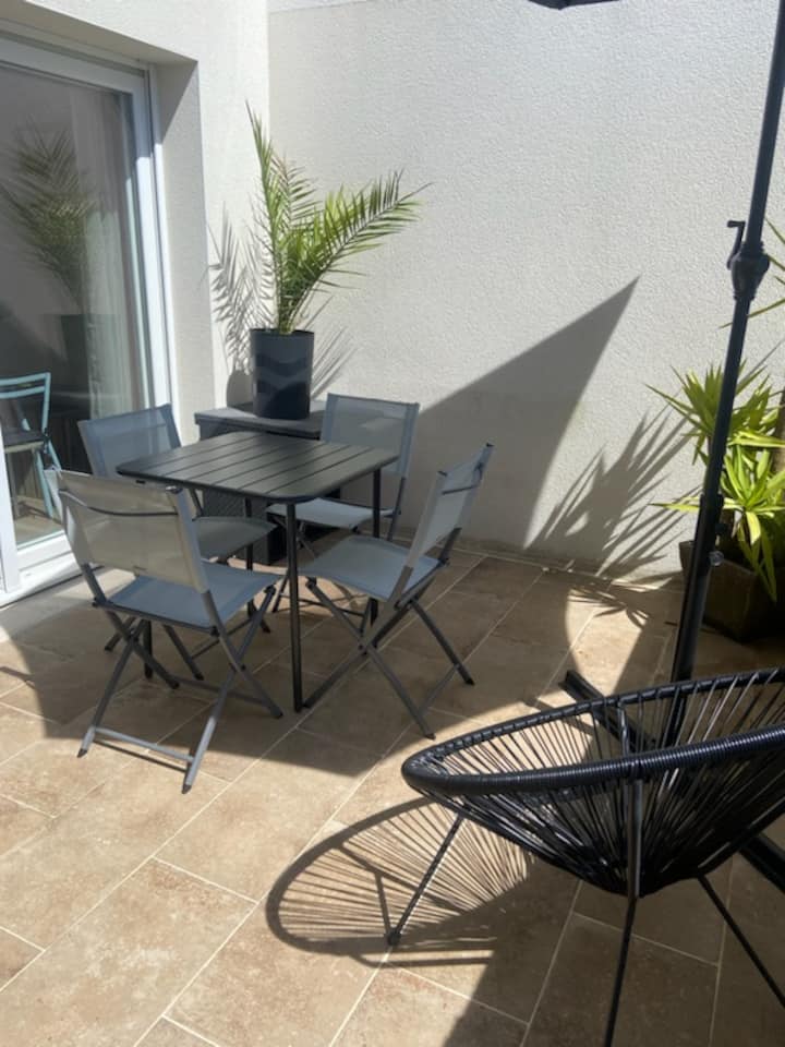 Appartement 50m2 + Terrasse 11m2, 5mn Du Centre - Vannes