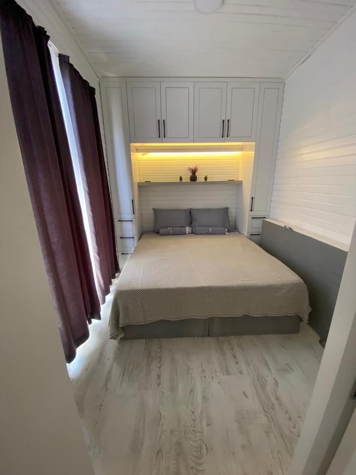 Denize Sıfır Eşyalı 1+1 Plaj ÜCretsiz - Alanya