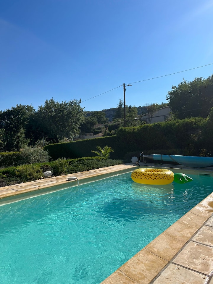 Maison Dans Le Verdon Avec Piscine Privée - Quinson