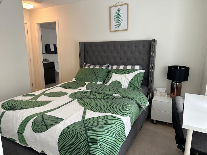 Stylish 2 Bedroom Apartment - Richmond