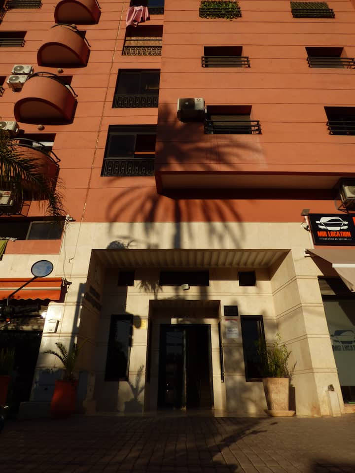 Majorelle Location (*Couples Mariés Et Familles). - Marrakech