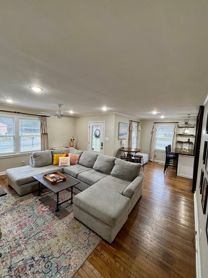 Hub City Corner - Hattiesburg, MS