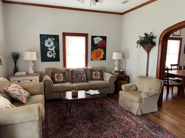 Biologists’ Bungalow - Amarillo