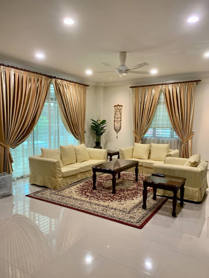 Puncak Villa 10-20pax - Kuala Kangsar