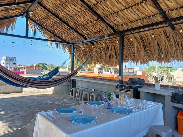 Alojamientos Champerico  A Unos Pasos De La Playa - Champerico