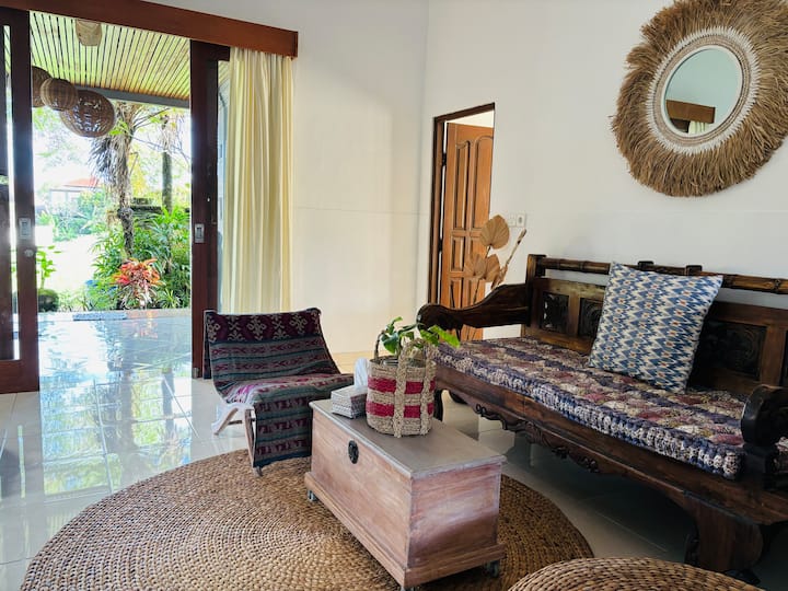 Homely Comforts In The Rice Fields Of Tirta Tawar - Ubud