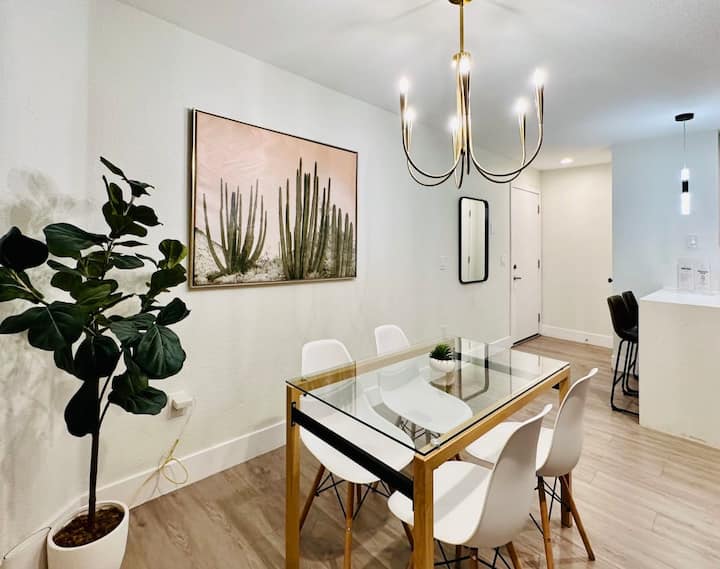 Fully Remodeled 2br Condo Near Strip & Conv Center - Las Vegas Strip, NV