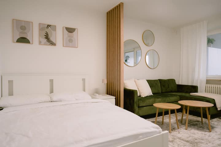 Modern Studio With Winter Garden Near City Center - Gersthofen