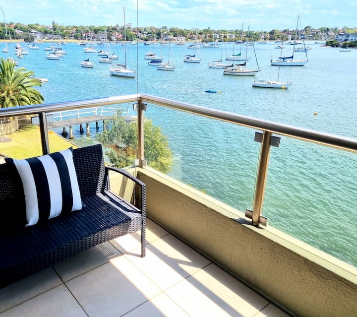 1 Bedroom Sydney Waterfront Apartment - Burwood